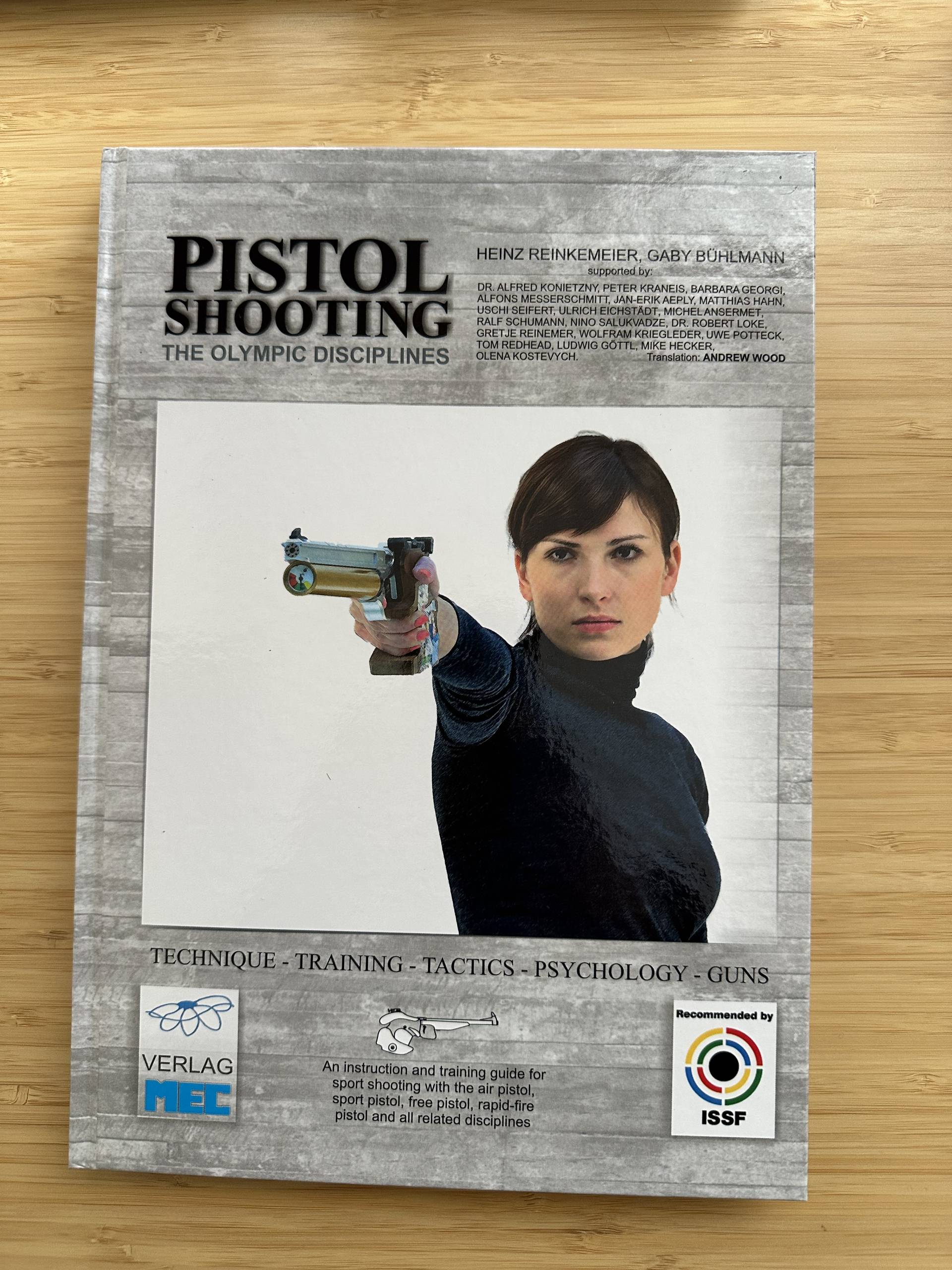 Private sale! Shooting goodies Book, Cleaning kit and more – Cibles ...